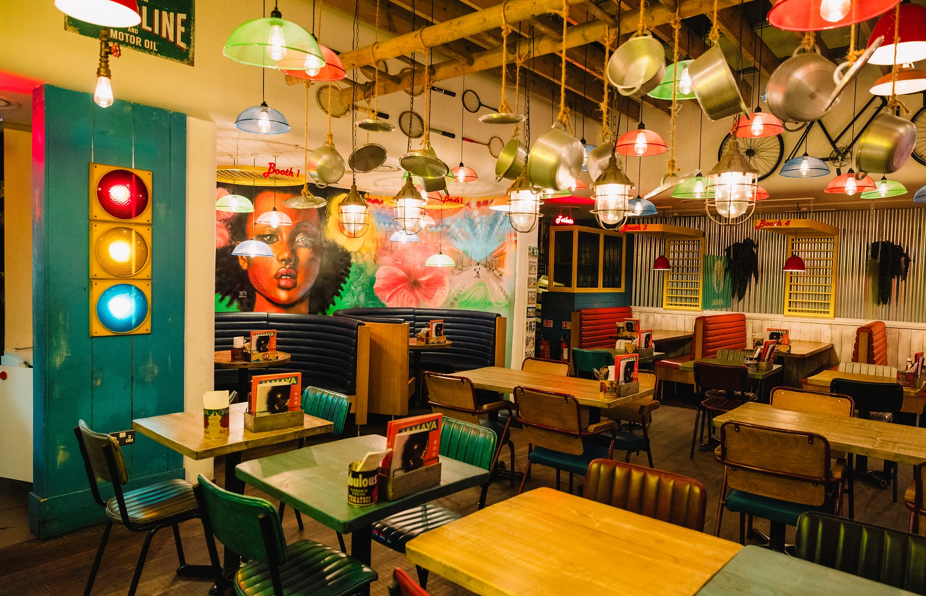 Jamaya / Solihull – Atrio