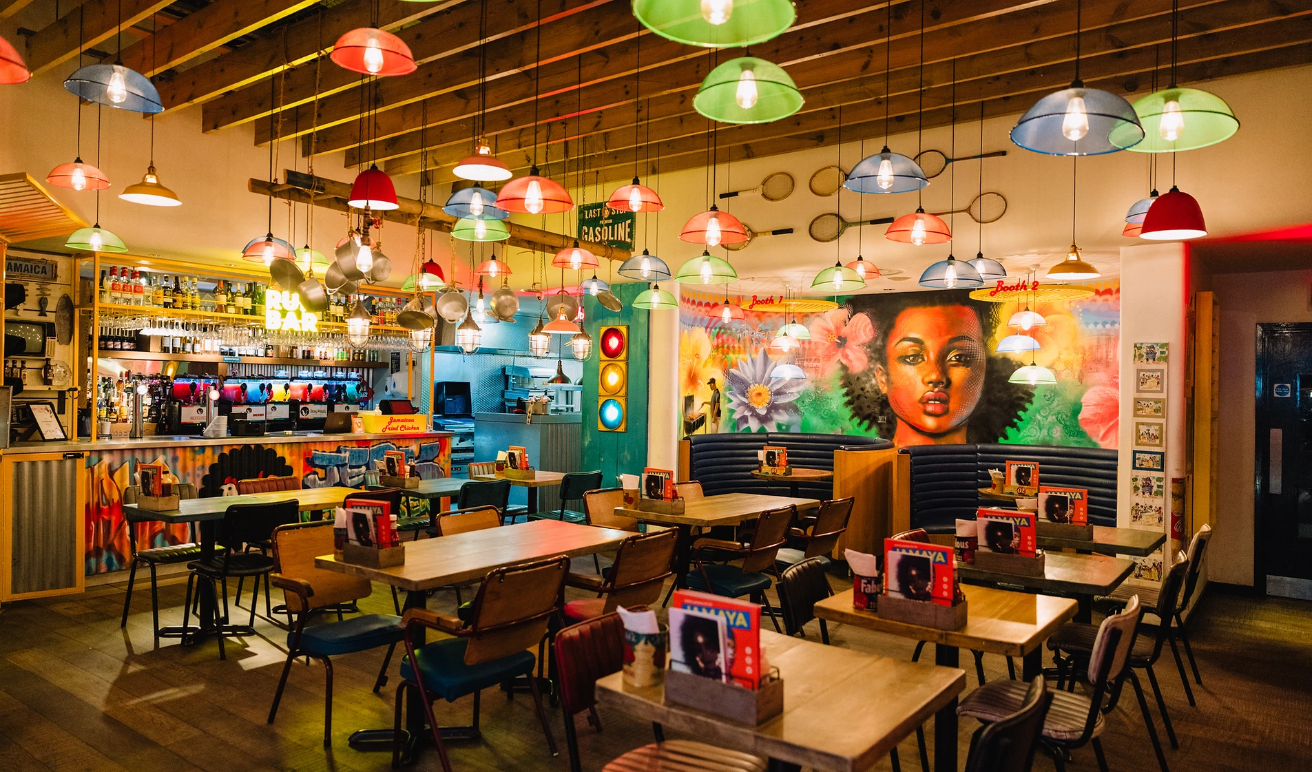 Jamaya / Solihull – Atrio